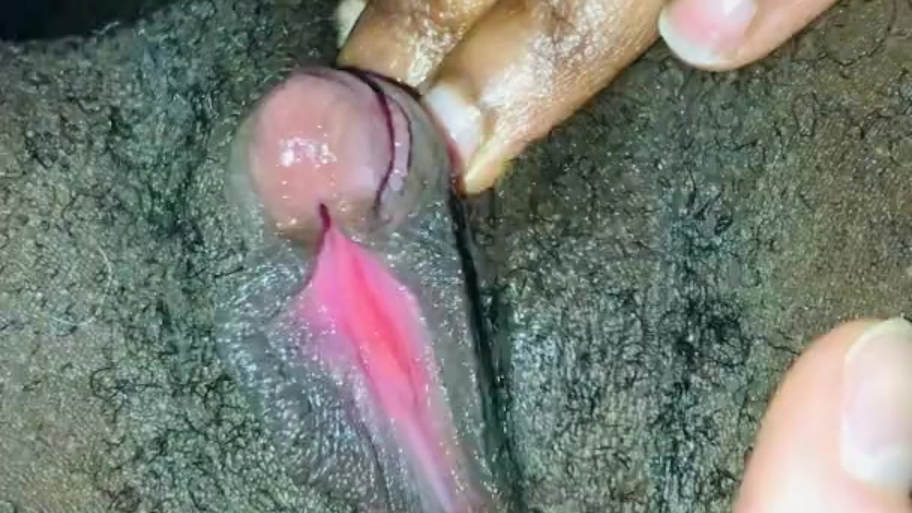 Trans Ftm Pompe Ma Bite Clitoris Pour La Première Fois Pendant Que Gf Doigt Baise Redtube